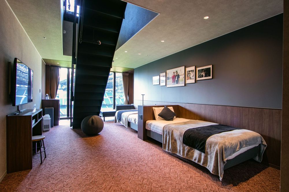 tower eleven hotel | tower eleven hotel | stay tuned のアパートメントホテルで “泊まる ...
